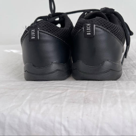 Bloch | Shoes | Bloch Black Split Sole Lace Up Hip Hopdance Shoes ...
